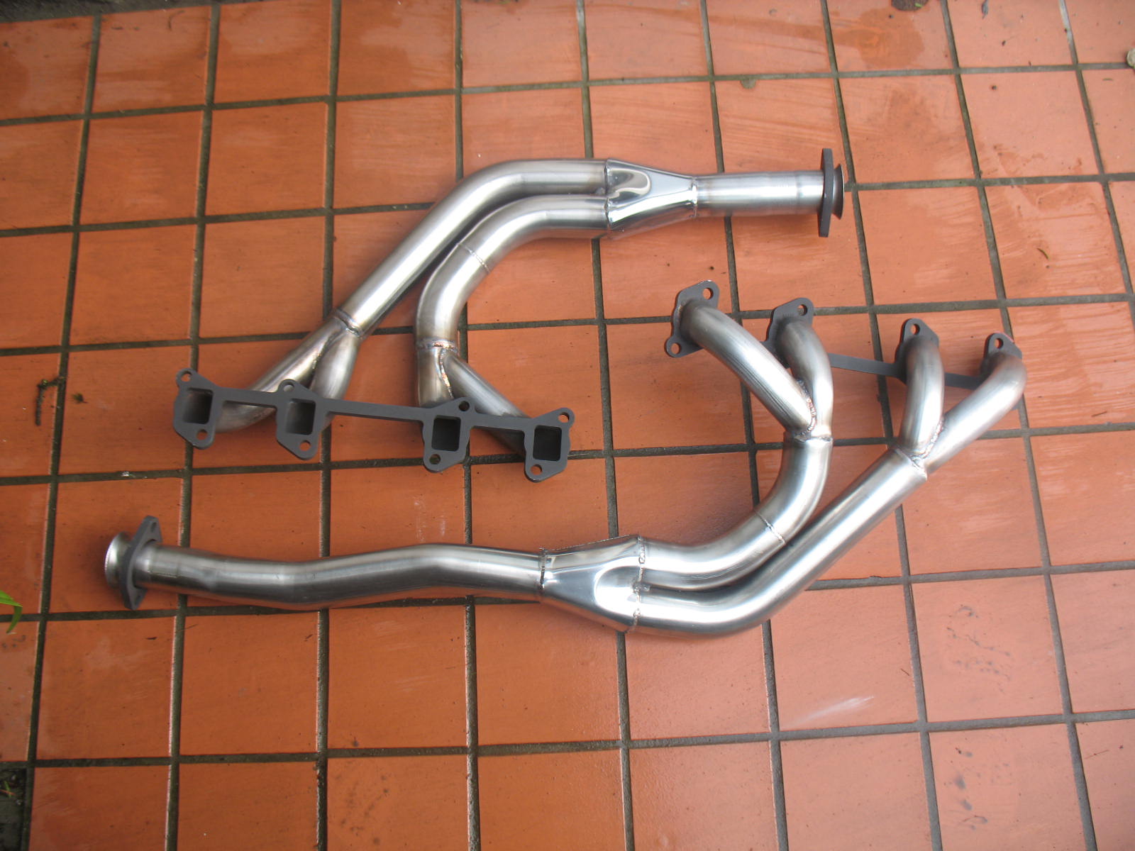 MS10 Wedge V8 manifolds - ACT Performance Products - your source for ...